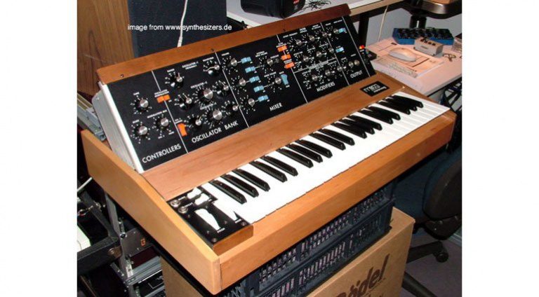Minimoog Model-D Klon von Behringer? - gearnews.de