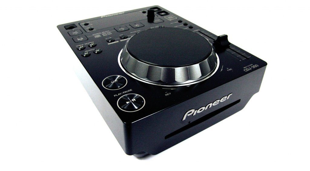 Die besten DJ-Mediaplayer, CDJs und Destop-CD-Player für DJs - gearnews.de