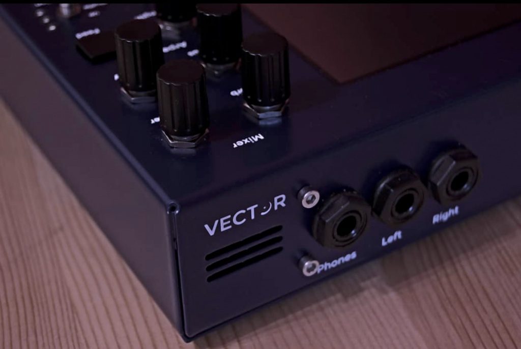 Vector - Ein völlig neuer Hardware-Synthesizer mit Vector 2D-Feld ist ...