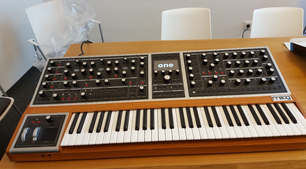Moog One - so klingt der Luxus-Synthesizer - gearnews.de