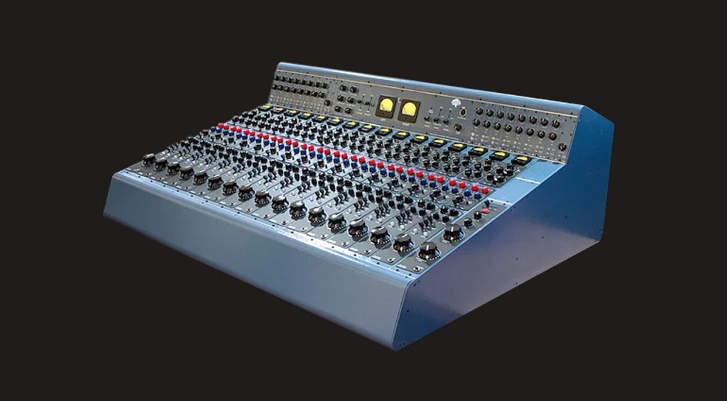 Superbooth 22: Rodec MX-Modular ist eine modulare Mischpult Konsole ...