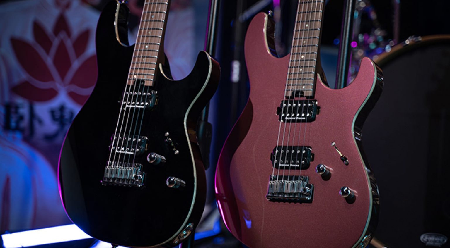 Cort und Manson Guitars stellen die M-Jet und Classic TC für 2017 vor ...