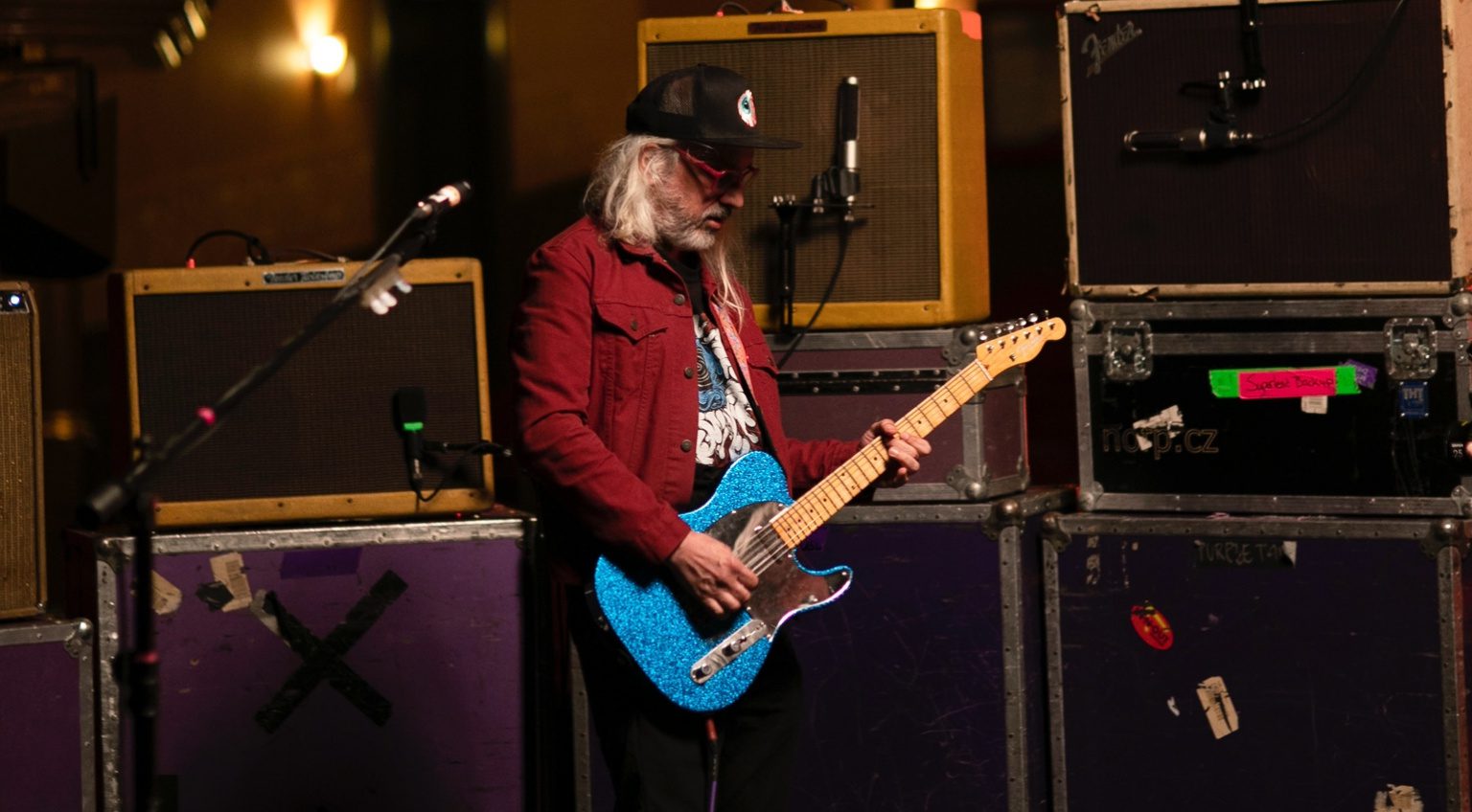 Fender Mike McCready Stratocaster: Road Worn Nitro Finish - gearnews.de