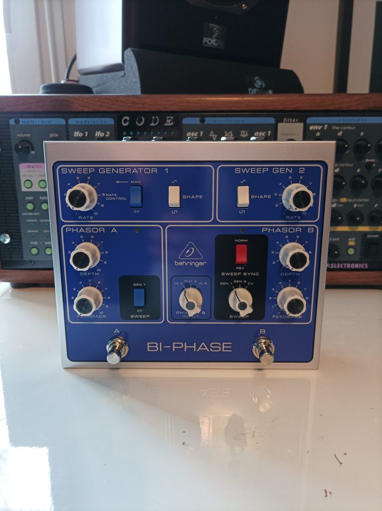 Behringer DUAL-PHASE: Klon des legendären Bi-Phase jetzt mit 54% Rabatt!