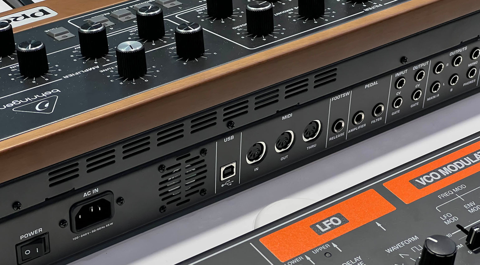 Der Behringer Pro-16 ist auf der NAMM – wann ist er fertig?