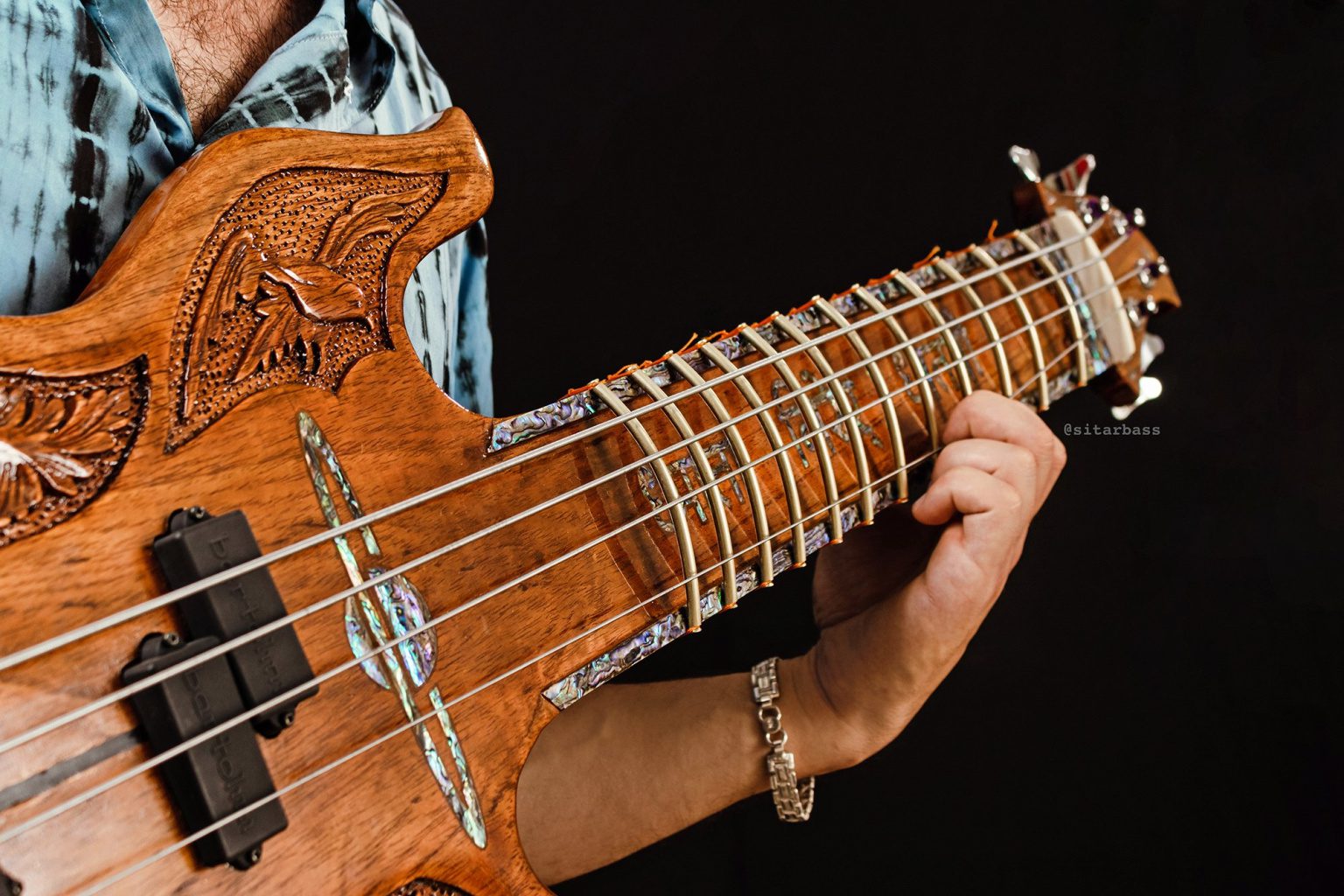 Gitarren-Boutique: Mattoverse, Heather Brown und der Sitar Bass ...