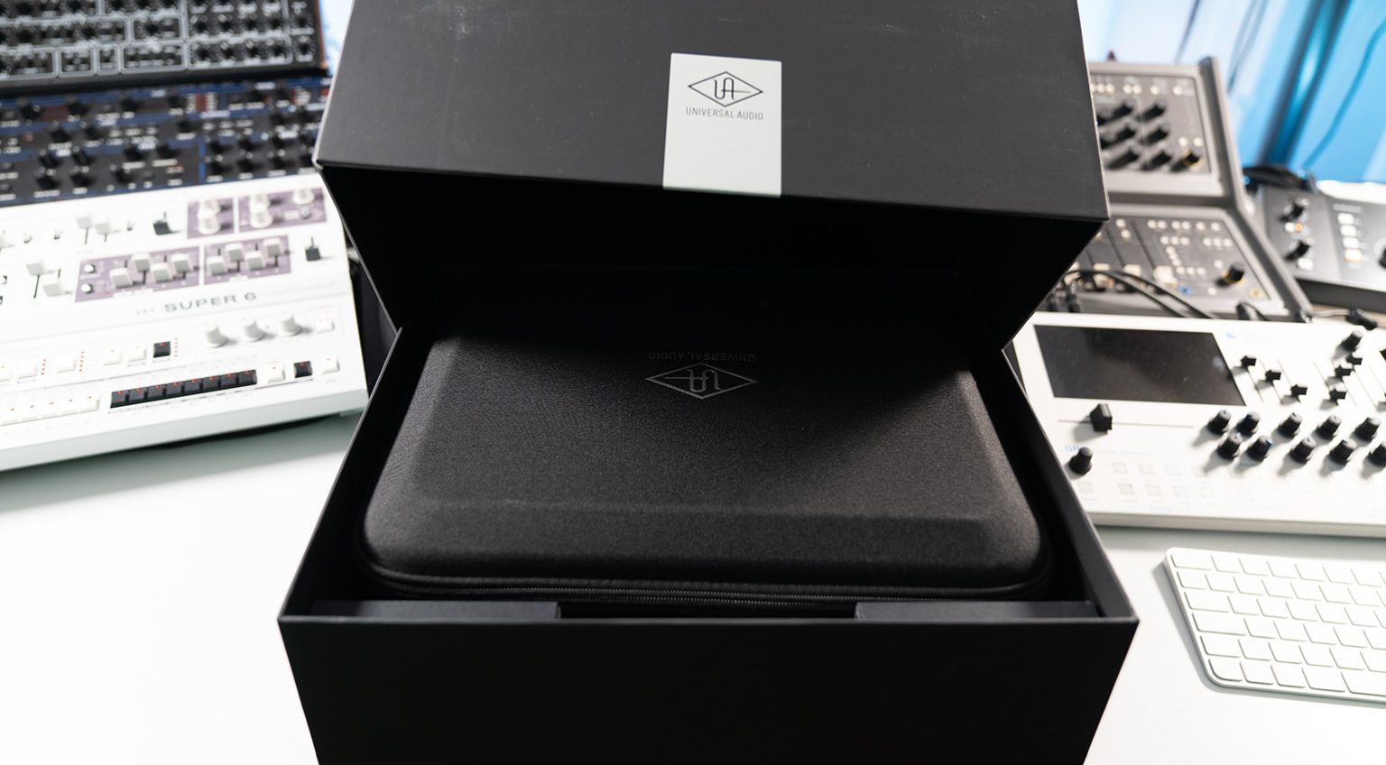 Sphere DLX & LX Modeling Mikrofon von UA im Test - gearnews.de