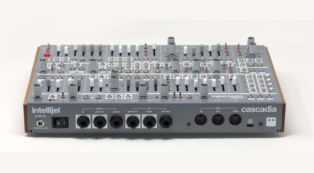 Intellijel Cascadia: Semi-modularer Desktop-Synth - gearnews.de