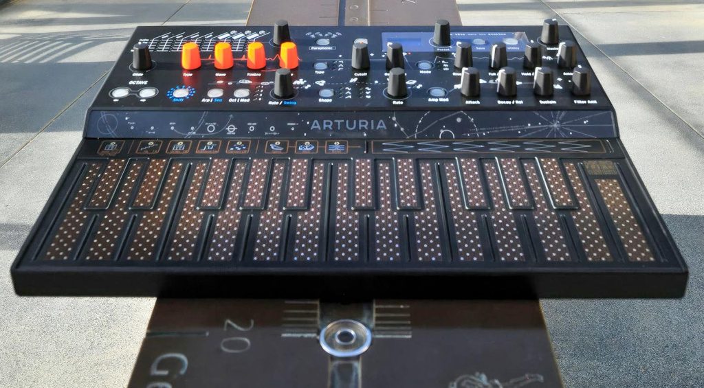 MicroFreak Stellar Edition und Firmware 5.0 von Arturia - gearnews.de