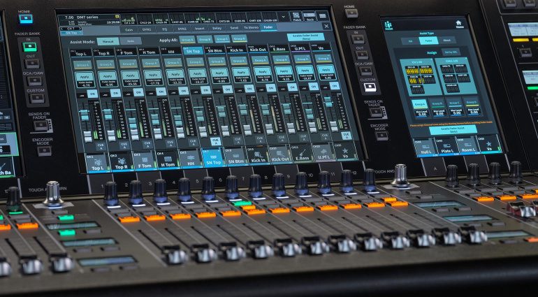 Yamaha DM7 Mischpulte: Neue Firmware und Dante Card