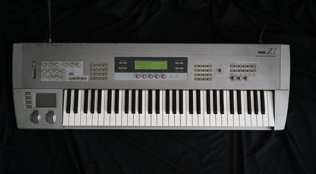 Korg Z1 im Vintage Digital Syntheselabor - gearnews.de
