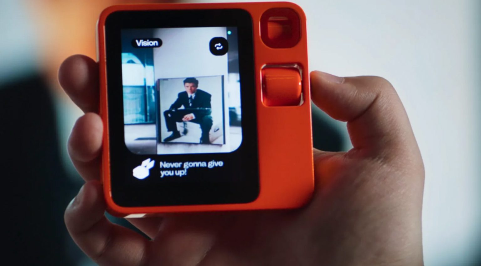 Rabbit R1 & Teenage Engineering: Das Ende der Smartphone-Ära? - gearnews.de