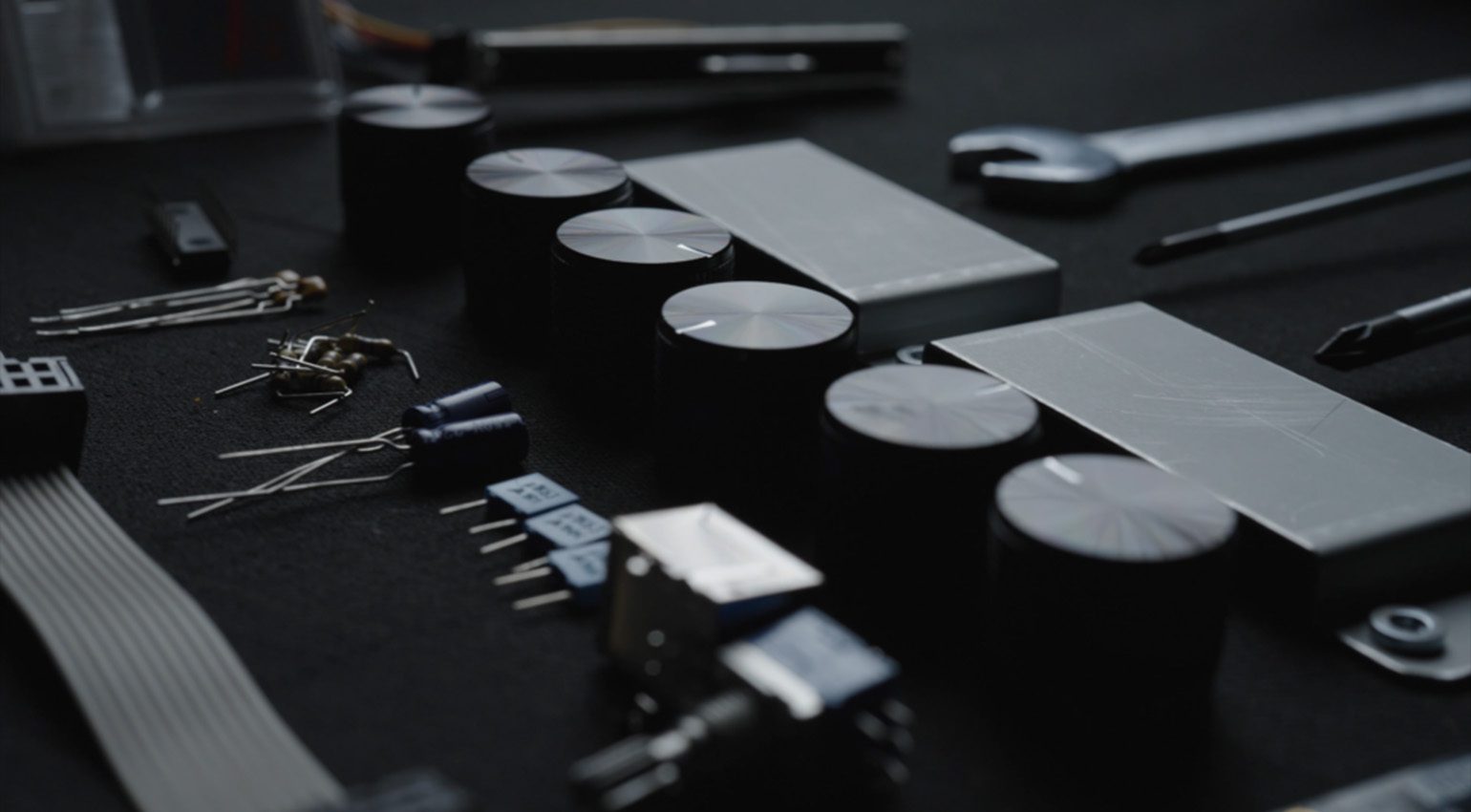 Audiotonix STEAM: DJ-Mixer zum Zusammenlöten - gearnews.de