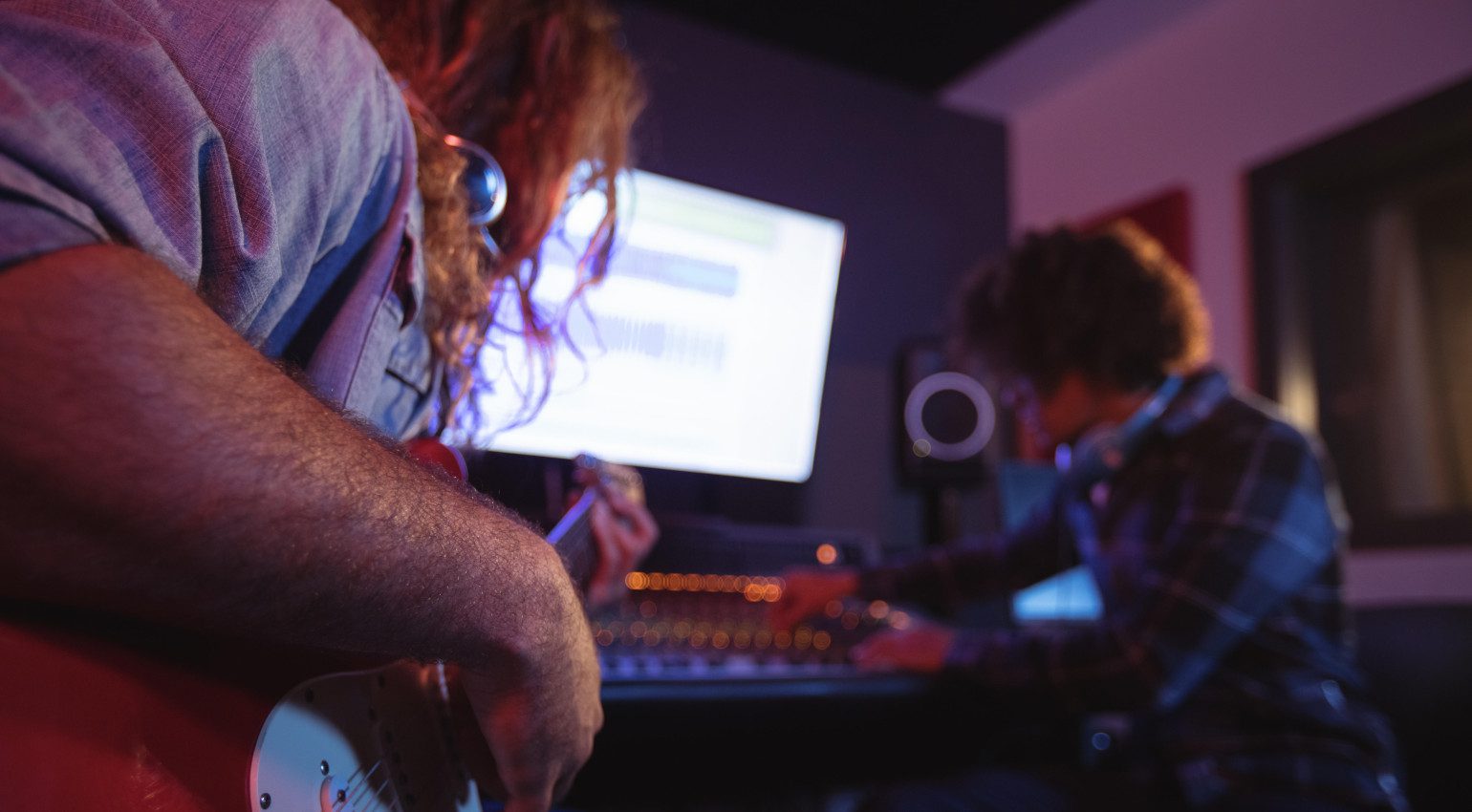 YouTube Kanäle für Gitarristen: Die besten Videos - gearnews.de