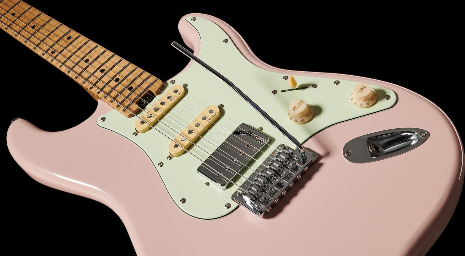 Harley Benton ST-Modern Plus: Neue Farben und neue Hölzer für die Super ...