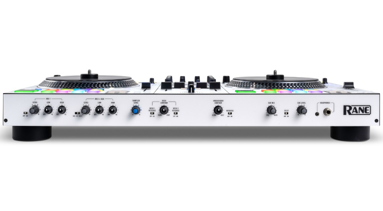 Der RANE ONE MKII ist für DJs, die echte taktile Kontrolle brauchen ...
