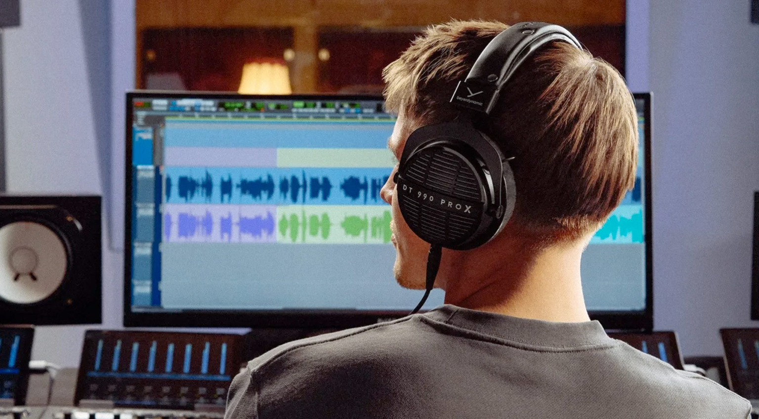 beyerdynamic DT 990 PRO X: Kopfhörer mit neuem Treiber