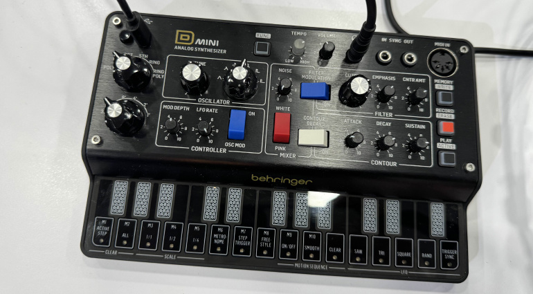 Behringer D Mini: Wie Mini darf ein Moog-Klon sein? - gearnews.de